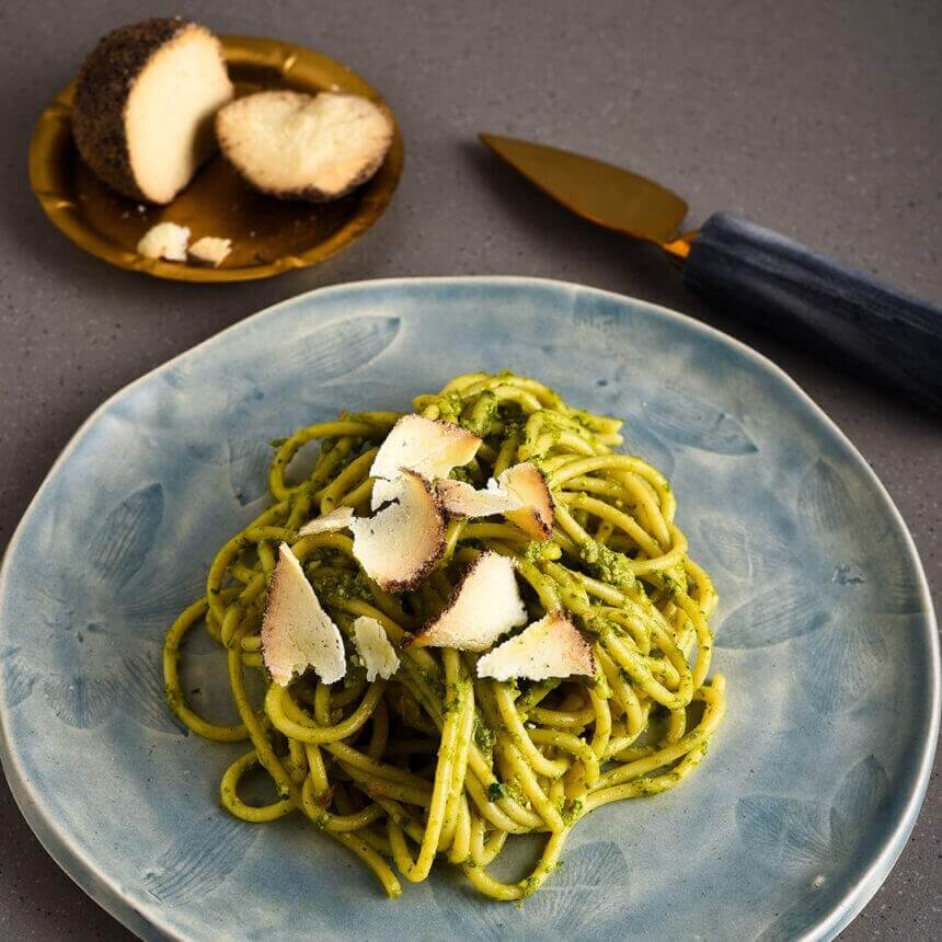 Kaali Miri – Artisanal Belper Knolle Style Cheese